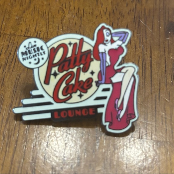 Jewelry | Disney Who Framed Roger Rabbit Jessica Patty Cake Lounge 204 ...
